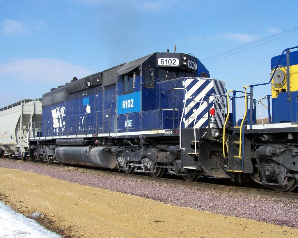 ICE 6102 is the trailer in the eastbound train